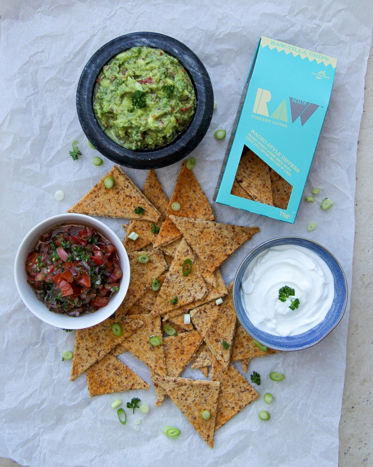 Raw nacho dippers with guacamole and tomato salsa | Raw Vibrant Living